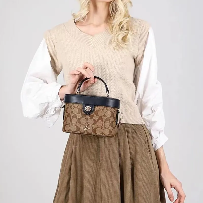 COACH Women Kay Handbag - POIZON